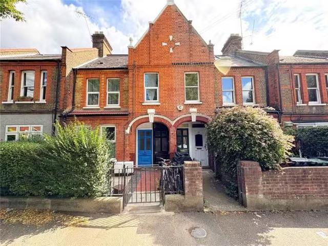 Room to rent, Chewton Road, Walthamstow, E17 £850 pcm