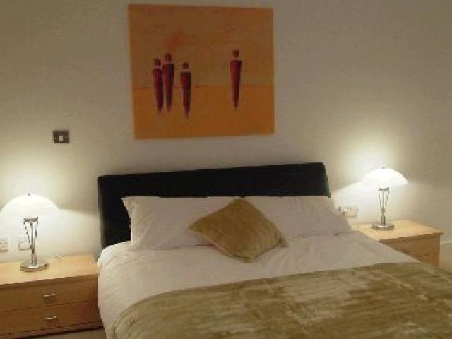 Room to rent House Share £800 pcm