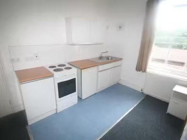 Room to rent in Caledonian Road, London N1