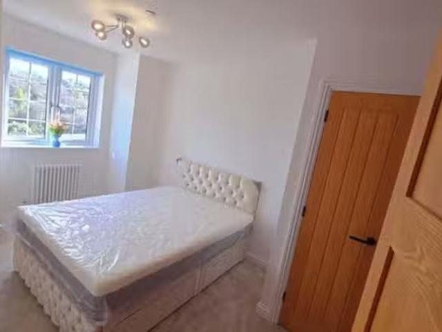 Room to rent in Abbots Lane, Kenley CR8
