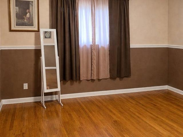 Room to rent in my private home