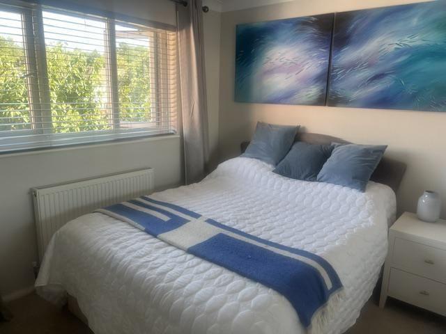 Room to Rent in Weybridge