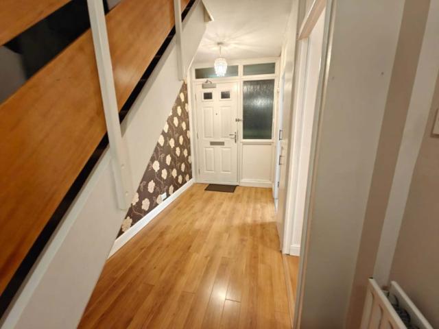 Room to rent on Cable Street, London