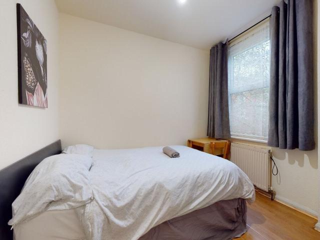 Room to rent on Anson Road, London