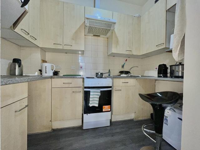 Room to rent on Anson Road, London