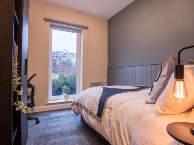 Room to rent on Blackfriars Road, Salford