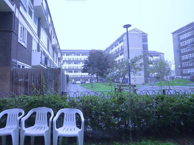 Room to rent on Sheffield Square, London