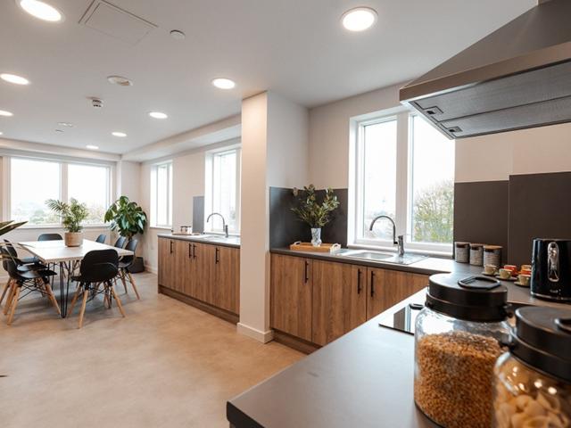 Room to rent on Ruby Street, London