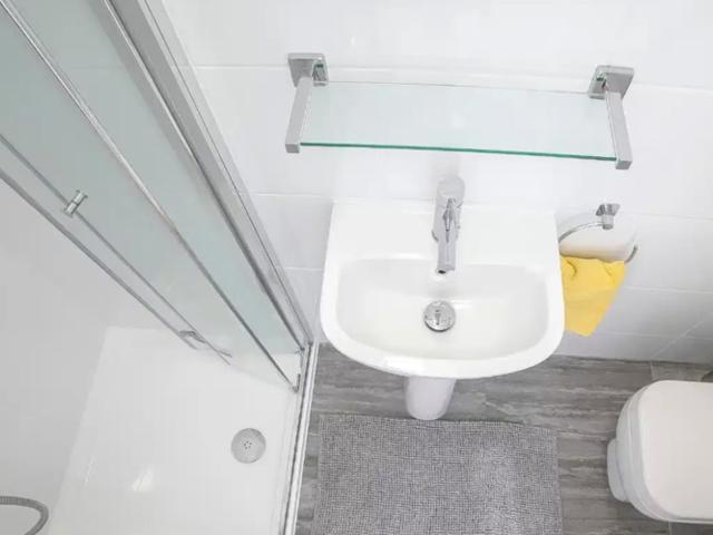 Room to rent on West Green Road, London