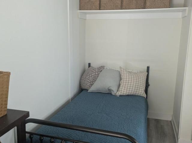 Room with 2 twin beds