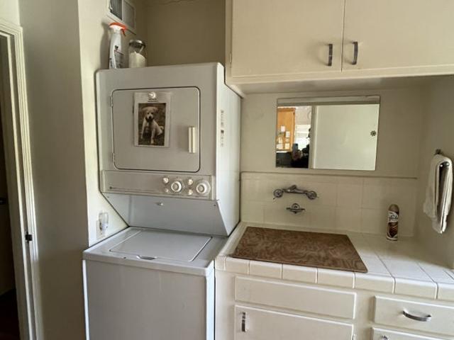 Room with private bath for rent