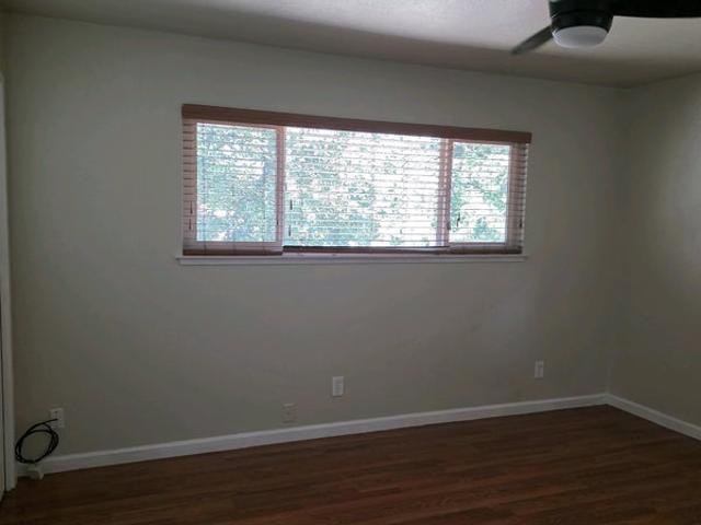 Room with private bathroom for rent