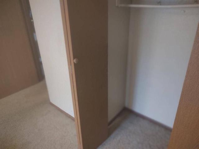 Room W/shared bathroom and kitchen