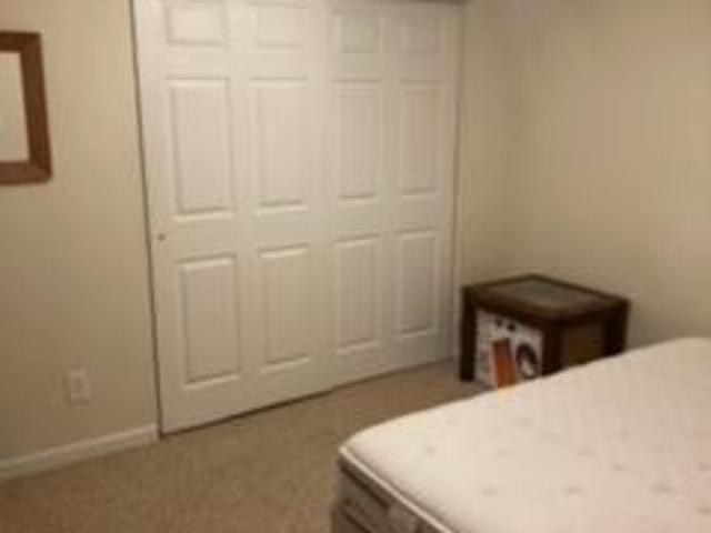 Room 10 x 12 feet Furnished