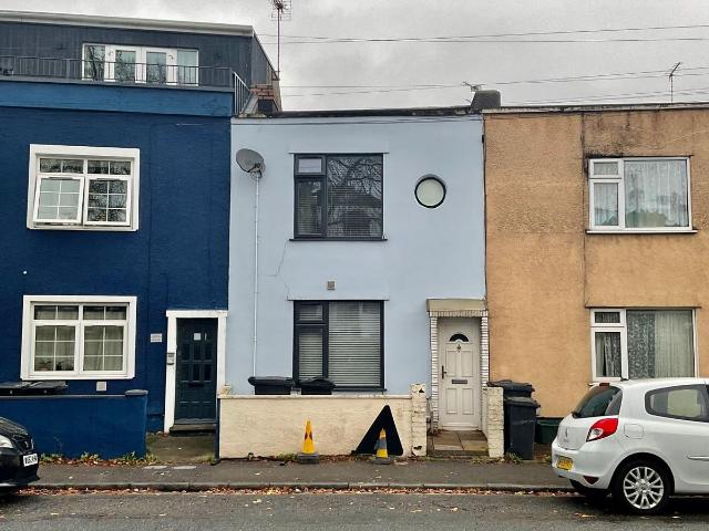Room 1, 129 Clouds Hill Road, St George, Bristol BS5, Room to rent, £650 pcm | PrimeLocation
