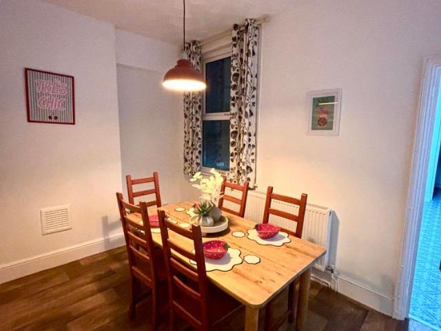 Room 1 – Cambridge Street, LE3 0JR