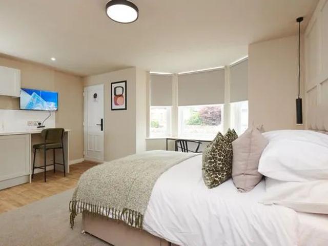 Room 1, Chandos street NG4 2LS, Property for rent