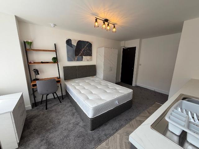 Room 1, Davenport Road DE24, Studio to rent, £775 pcm | PrimeLocation