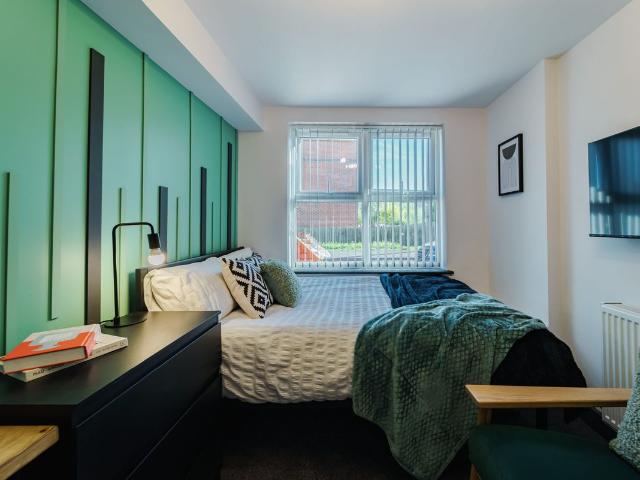 Room 1, Slack Lane DE22, Room to rent, £675 pcm | PrimeLocation