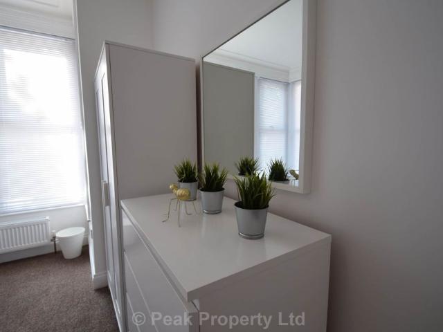 Room 1, Portland Avenue, Southend On Sea