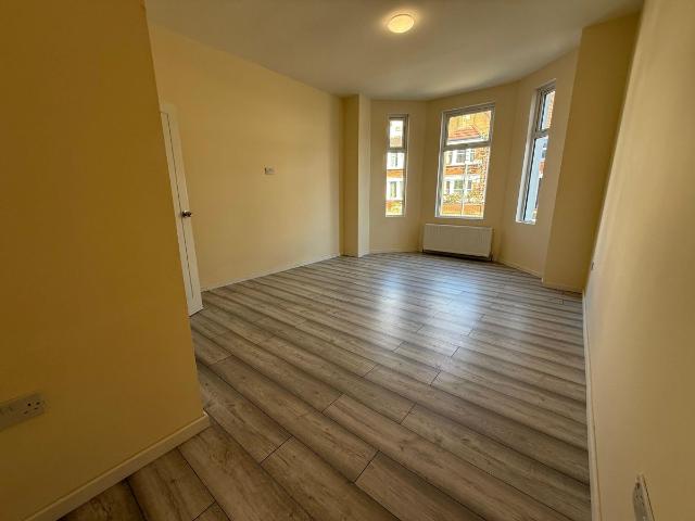 Room 1, Radnor Road HA1, Room to rent, £1,100 pcm | PrimeLocation