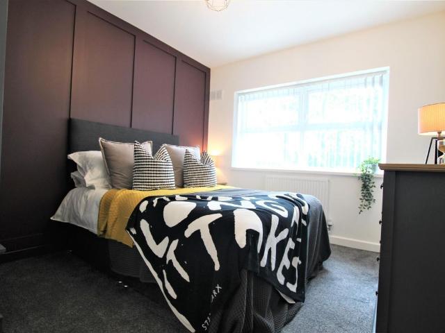 Room 20, Kenilworth Drive, Ilkeston, Derby DE7, Room to rent, £500 pcm | PrimeLocation