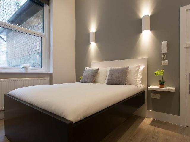 Room 2, 244 Hornsey Road, Holloway N7, Studio to rent, £1,300 pcm | PrimeLocation