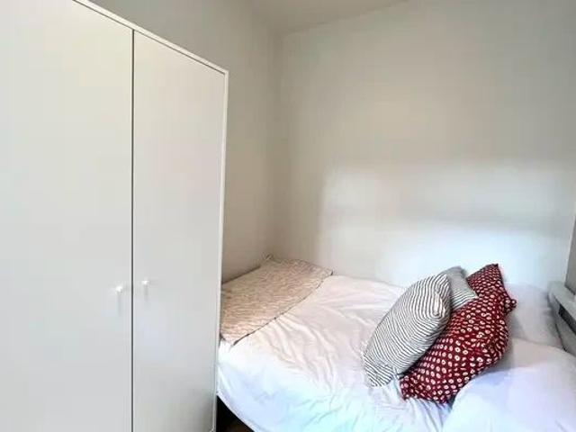 Room 2