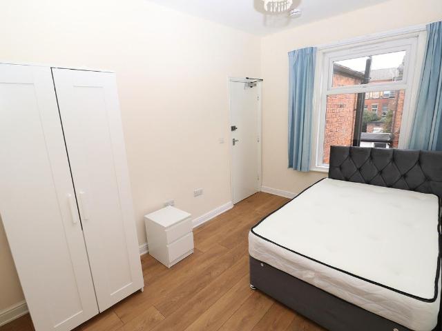 Room 2 @ 67 69 Edleston Road, Crewe CW2, 6 bed terraced house to rent, £450 pcm | PrimeLocation