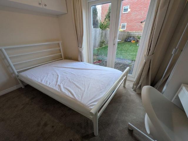 Room 2, Cartwright Way, Beeston, NG9 1RL