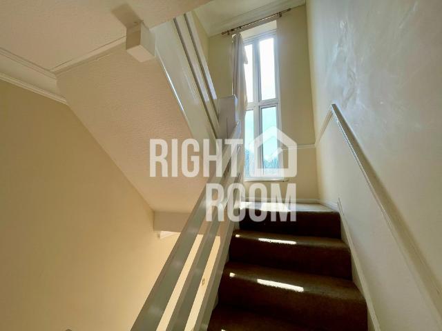Room 2, Garnet Walk, Beckton, London E6