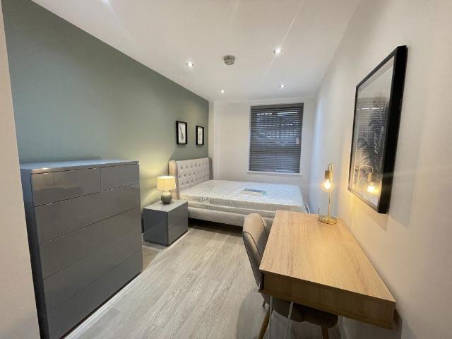 Room 2, Ft1, Priestgate, Peterborough PE1, Room to rent, £600 pcm | PrimeLocation