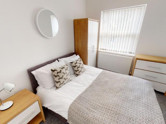 Room 2, Mayfield Street, HU3