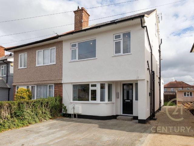 Room 2, Park Lane UB4, Room to rent, £850 pcm | PrimeLocation