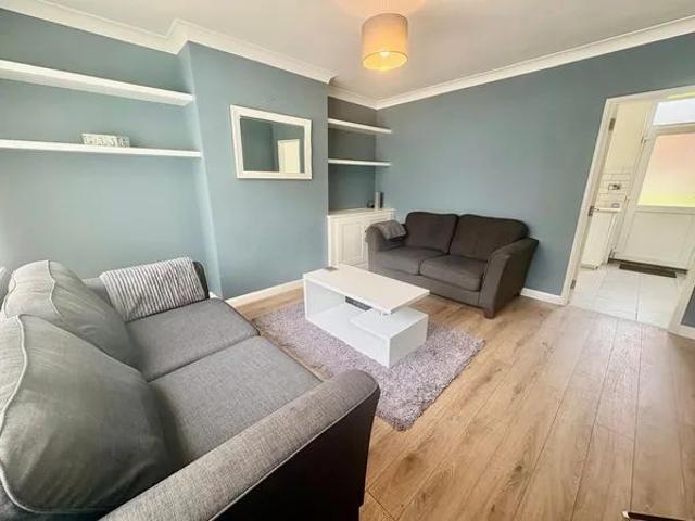 Room 2, Radford Bridge Road, NG8, Property for rent