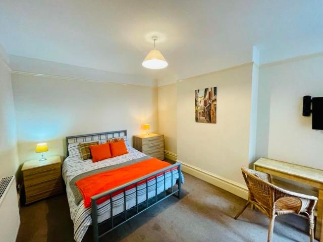 Room 2, Ruskin Road, Crewe CW2, Room to rent, £500 pcm | PrimeLocation