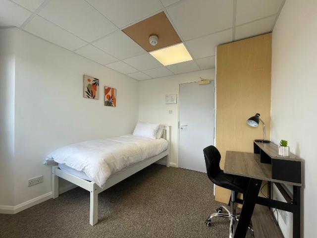 Room 309, Paris House, Hove BN3, Studio to rent, £800 pcm | PrimeLocation