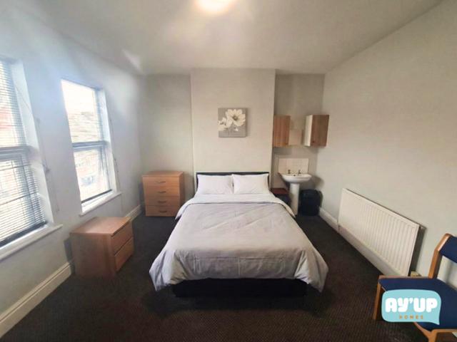 Room 3, 20 Highfield Road DN1, Room to rent, £455 pcm | PrimeLocation