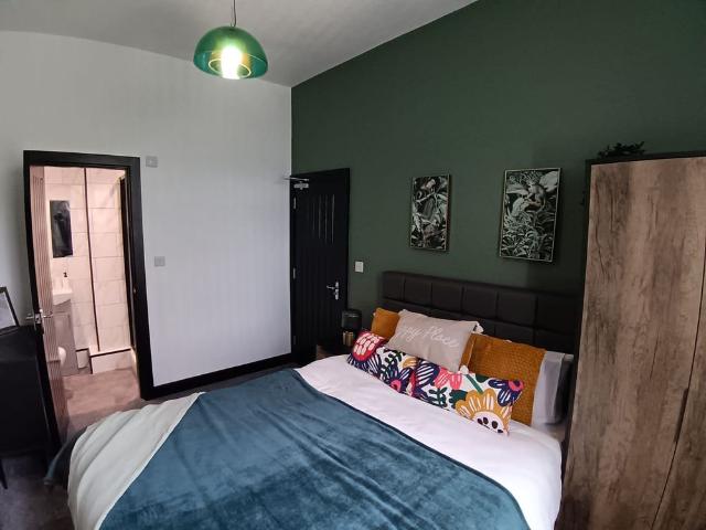 Room 3