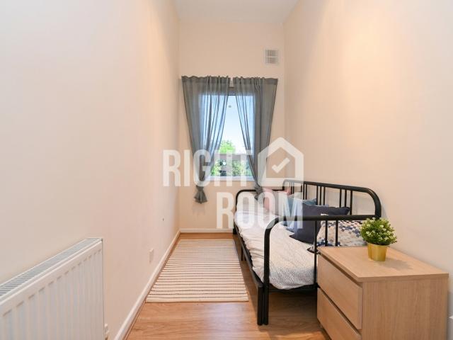 Room 3, Centurion Close N7, Room to rent, £825 pcm | PrimeLocation