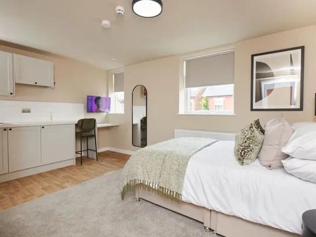 Room 3, Chandos street NG4 2LS, Property for rent