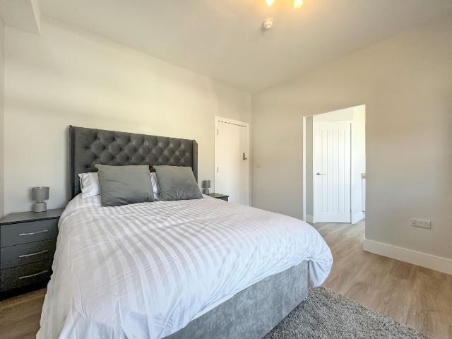 Room 3, Brighton Road DE24, Studio to rent, £825 pcm | PrimeLocation