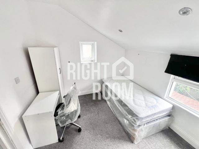 Room 3, Grosvenor Road, Forest Gate, London E7, Room to rent, £700 pcm | PrimeLocation