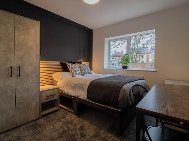 Room 3, King Street, Beeston, Nottingham, Nottinghamshire NG9, 1 bed flat to rent, £650 pcm | PrimeLocation