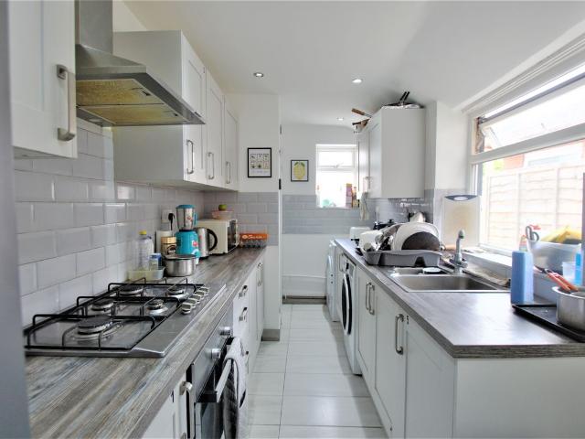 Room 3 Of 5, Hollis Road, Coventry CV3, Room to rent, £500 pcm | PrimeLocation