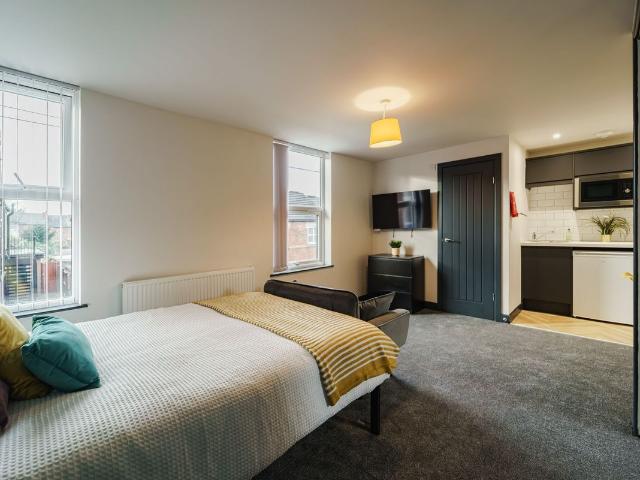 Room 3, Milton Street DE22, Studio to rent, £750 pcm | PrimeLocation