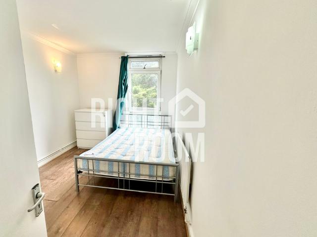 Room 3, Toneborough, Abbey Road, London NW8