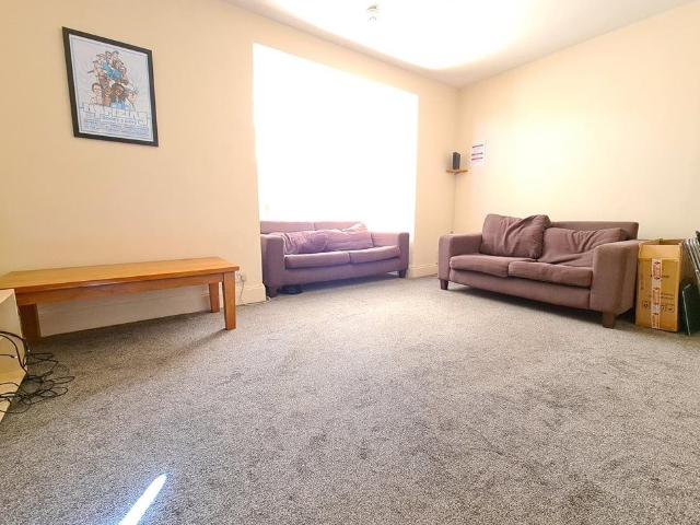Room 4, 170 Victoria Road, Cambridge