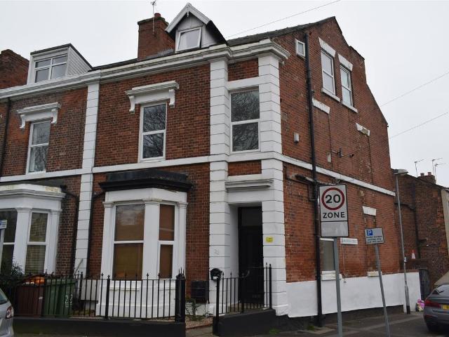 Room 4, 22 College Grove Road, Wakefield WF1, Room to rent, £425 pcm | PrimeLocation