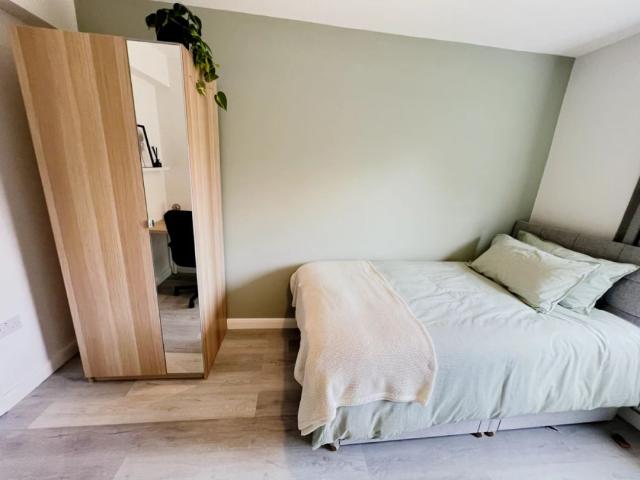 room 4